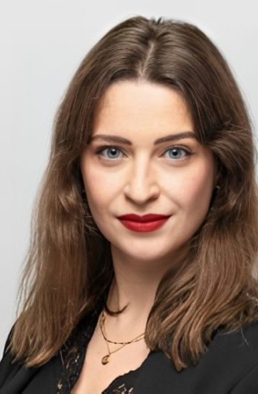 Justine Baux - Lawyer | CGR Avocats